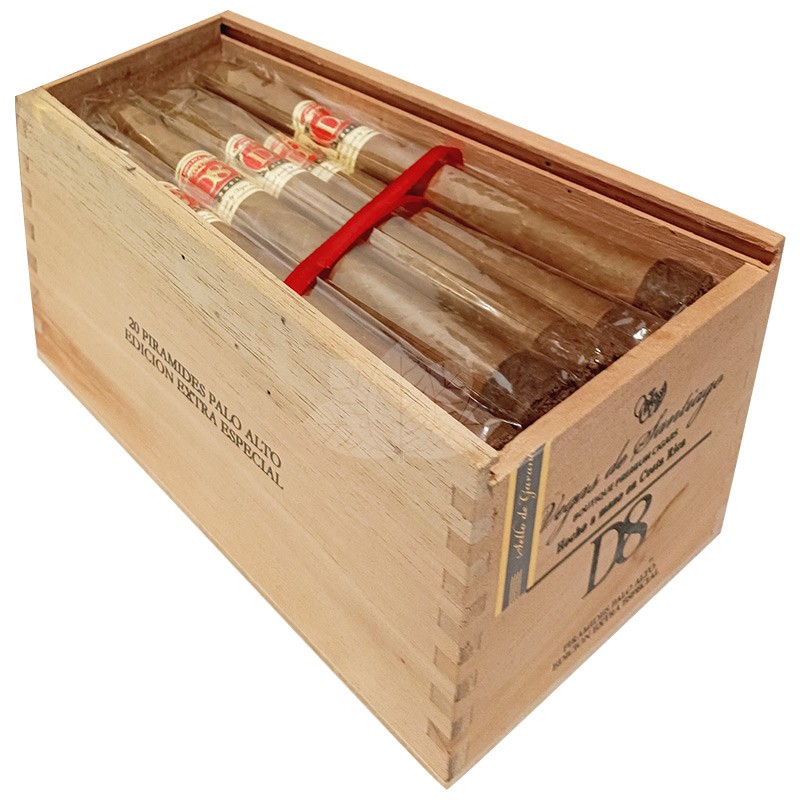 Vegas de Santiago D8 Piramides Palo Alto cigar - Costa rican cigars